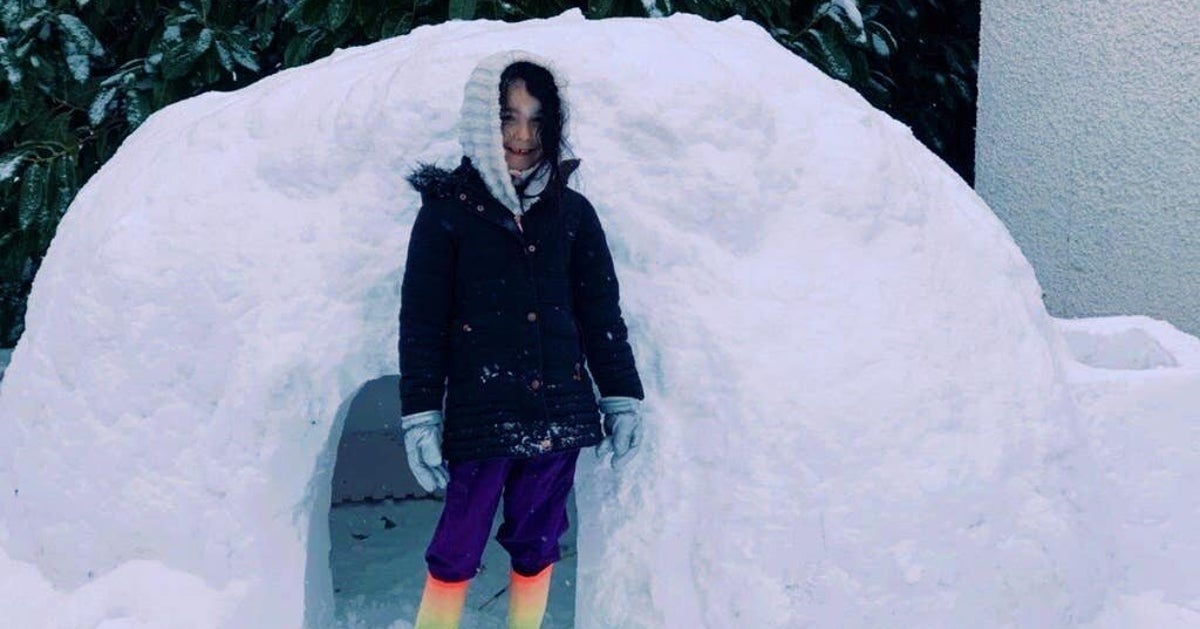 The Inside Of This Mum And Daughter's 4ft Igloo Is Impressive ...