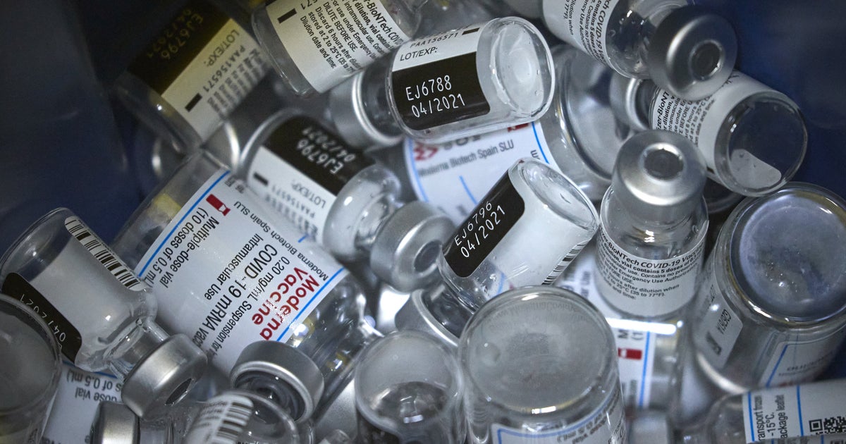 Οι αναθεωρημένες οδηγίες για τα εμβόλια mRNA | HuffPost Greece ΚΟΙΝΩΝΙΑ