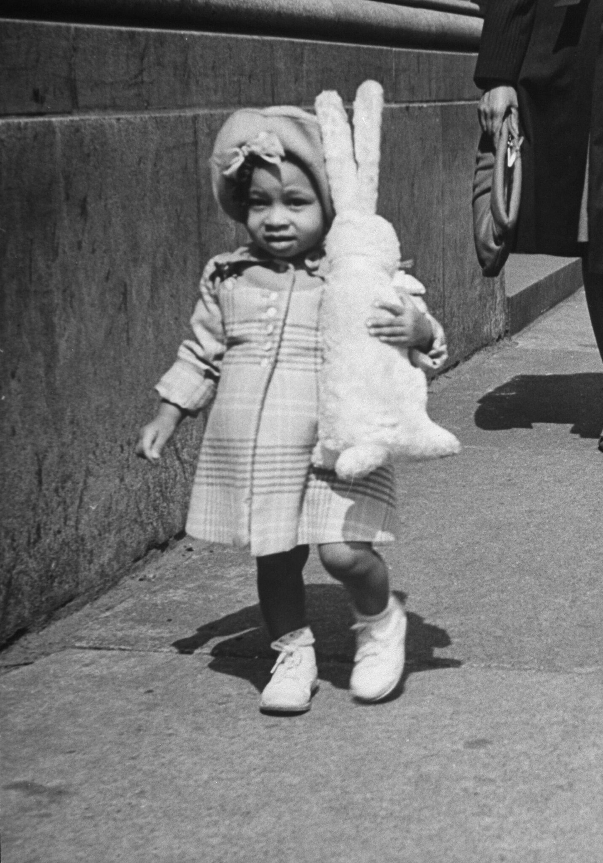 26 Vintage Photos Of Fabulous Easter Outfits Past | HuffPost Life