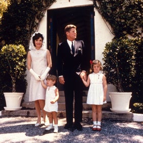 Zara Phillips Will Not Invite Half-Sister Felicity Tonkin To Wedding ...