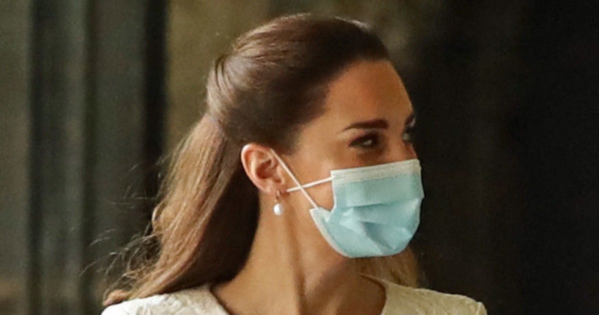 5 Handy Hacks To Make Your Face Mask Fit Better | HuffPost UK Life