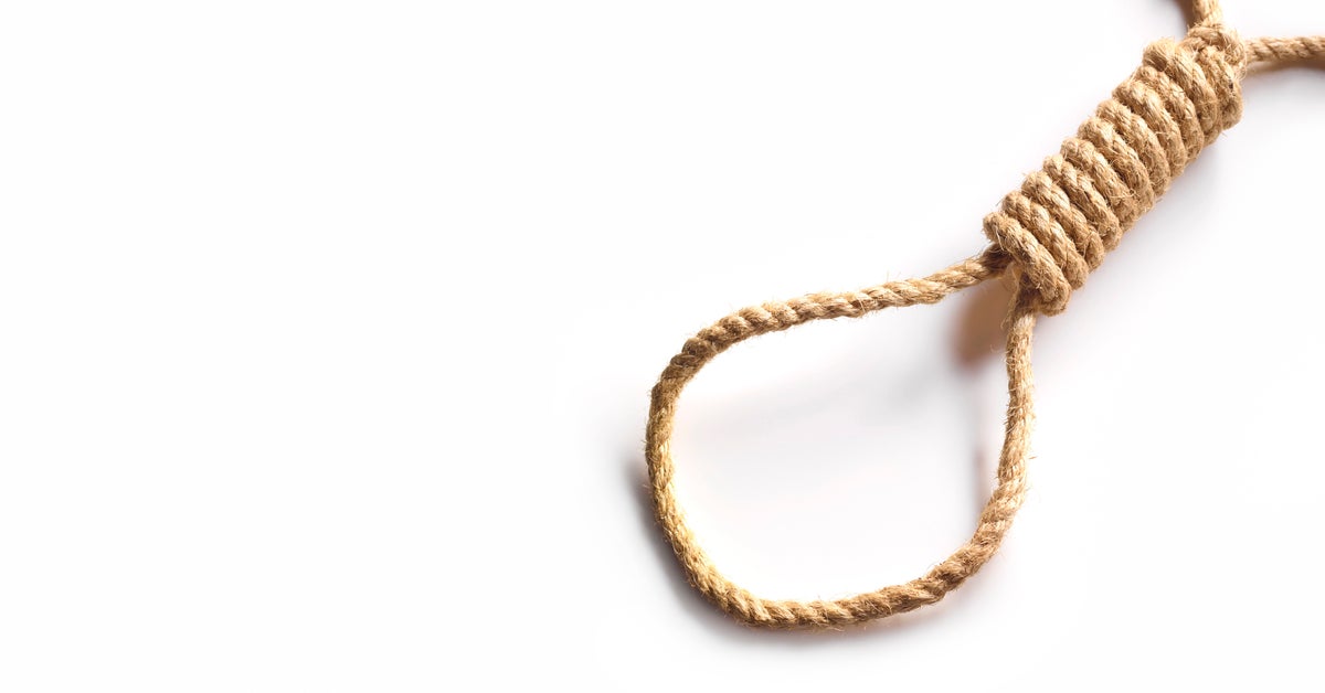 7 Nooses Halt Construction At Connecticut Amazon Warehouse | HuffPost ...