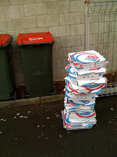 The History Of Pizza Boxes | HuffPost Life