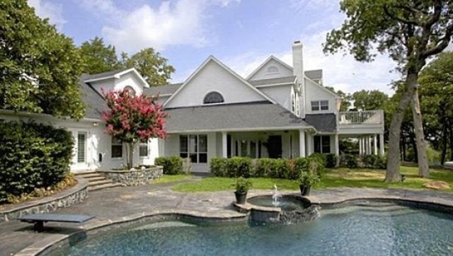 Kelly Clarkson Is Selling Her Texas Home | HuffPost Life