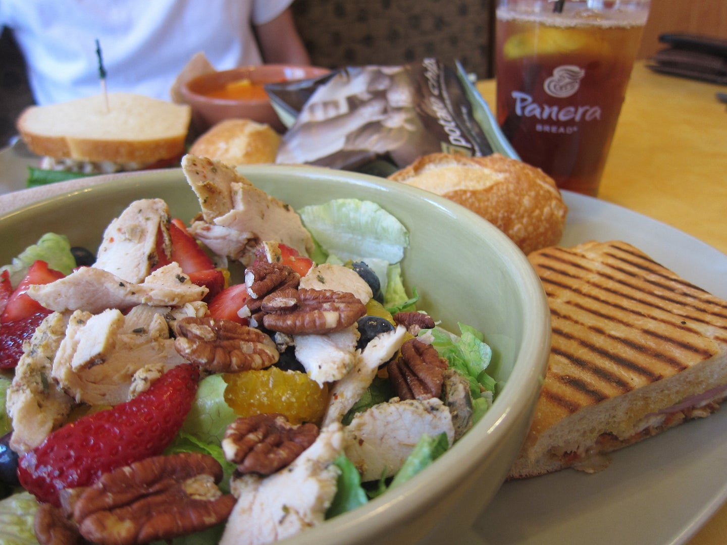 Sam Covelli, Panera Franchisee, Settles Lawsuit Alleging He Segregated ...