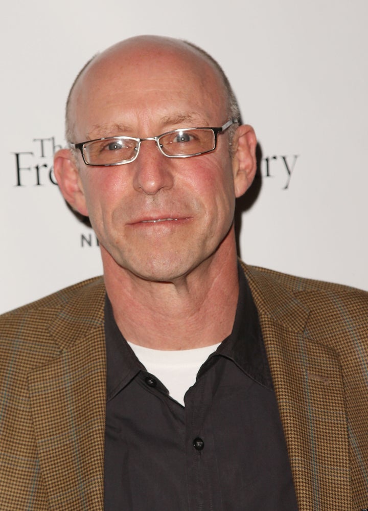 Michael Pollan Issues Urgent Call to Senators on Food Safety Bill ...