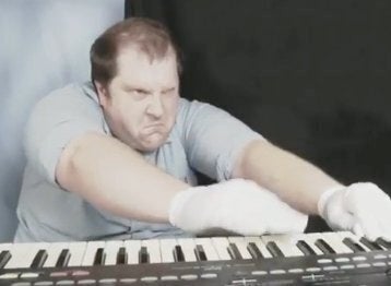 Hipmunk Meme Ad Proves 'Everything's Better With Cute Animals' (VIDEO ...