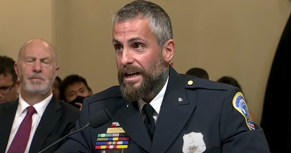 DC Police Officer Smacks Table During Emotional Capitol Riot Testimony ...