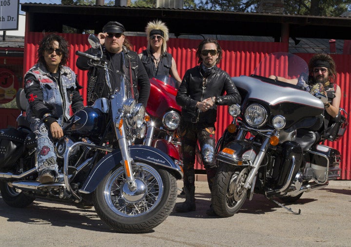 Moderatto estrena 'Carisma', su nuevo álbum (AUDIO) | HuffPost Voices