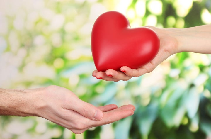 Los Cinco Lenguajes Del Amor Huffpost Voices