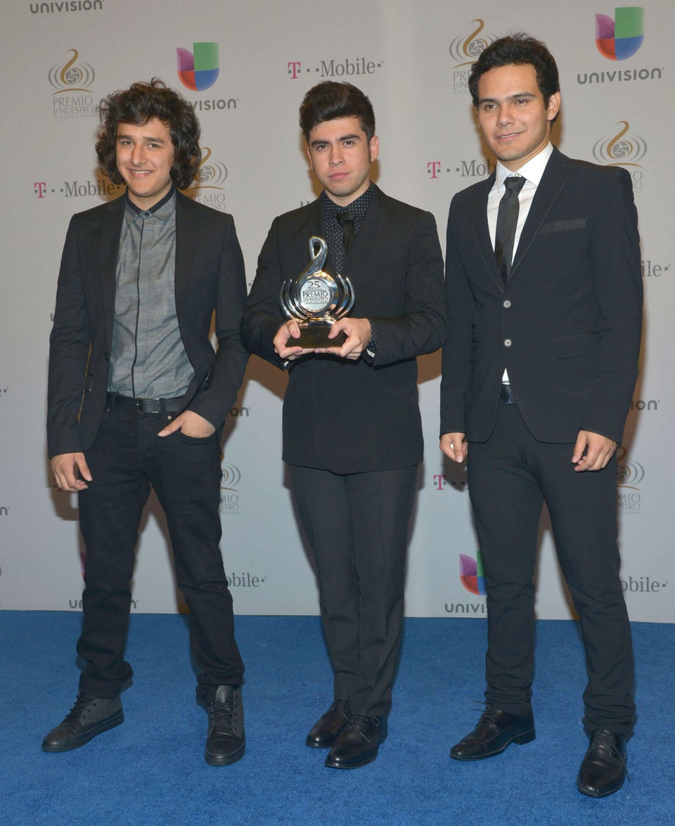 3Ball MTY estrenan 'Vive Hoy' (AUDIO) | HuffPost Voices