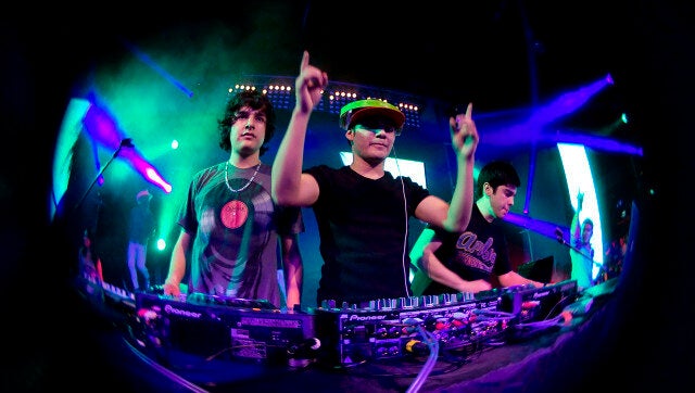 3Ball MTY estrenan 'Vive Hoy' (AUDIO) | HuffPost Voices