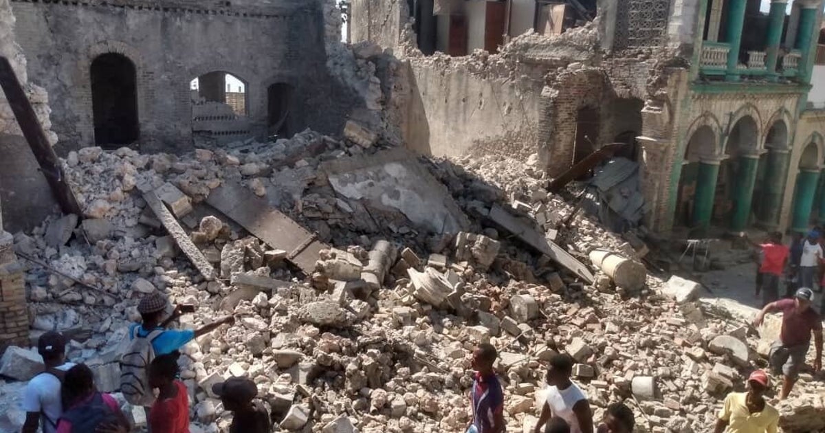 Le Séisme En Haïti A Fait Plus De 1295 Morts Bilan Revu à La Hausse