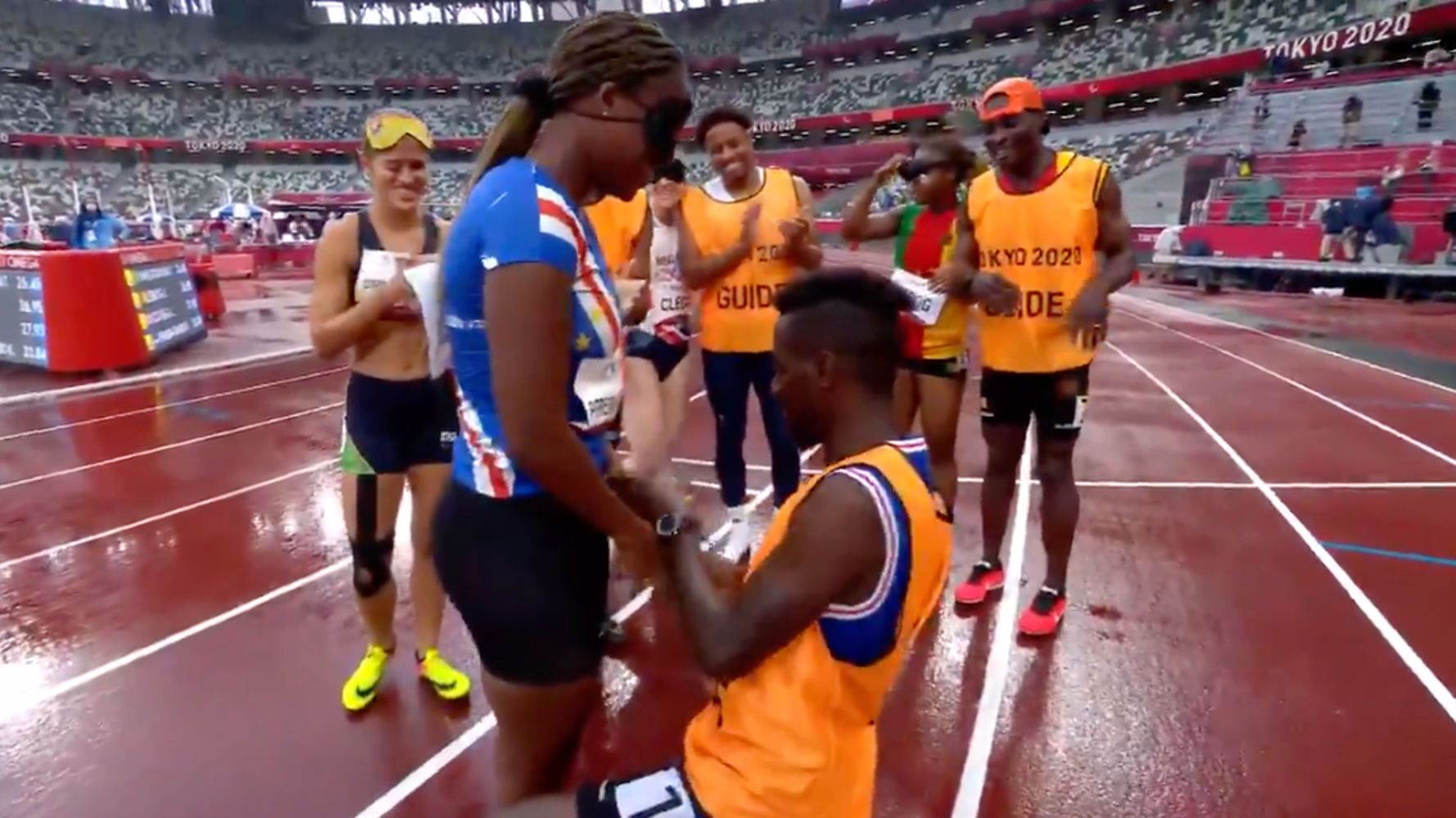 Paralympian Finishes Women's 200-Meter Race And Wins Surprise ...