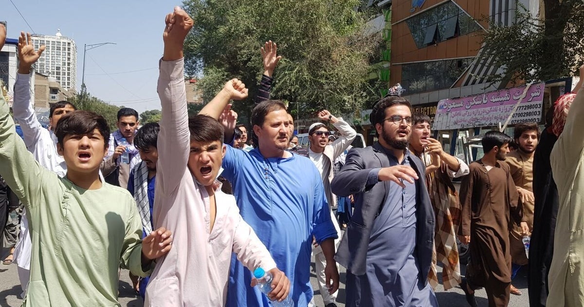 Videos Show Kabul Protesters Rising Up Against The Taliban | HuffPost ...