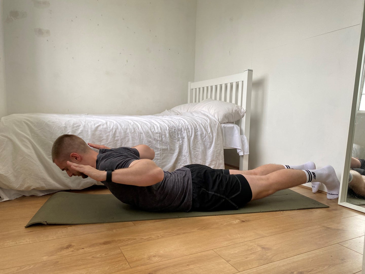 This 5-Minute Workout Will Improve Your Posture If You Sit All Day ...
