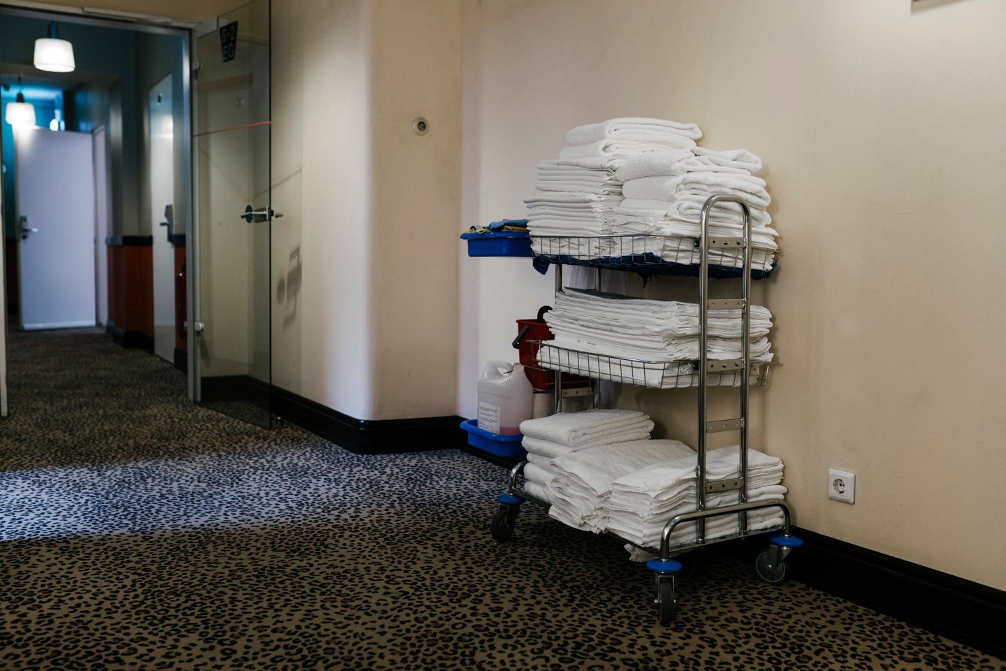 What People Get Wrong About Tipping Hotel Housekeepers | HuffPost Life