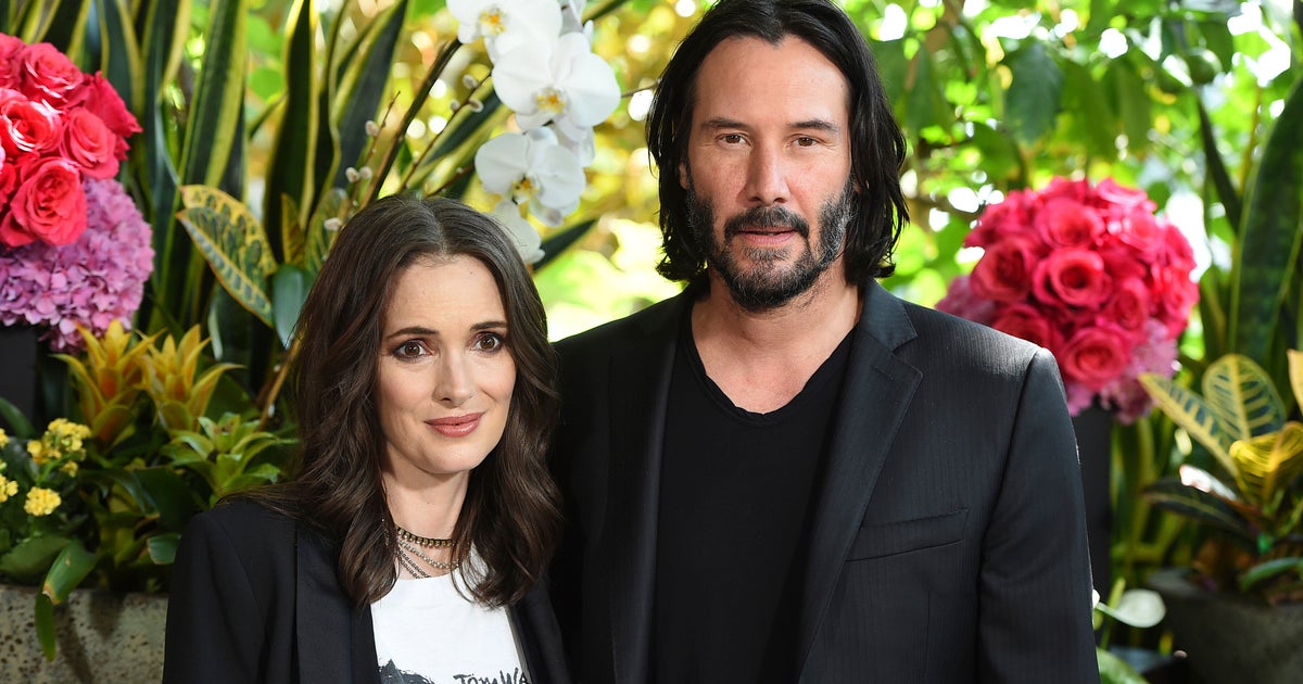 Keanu Reeves Says He's Been Married To Winona Ryder For Almost 30 Years ...