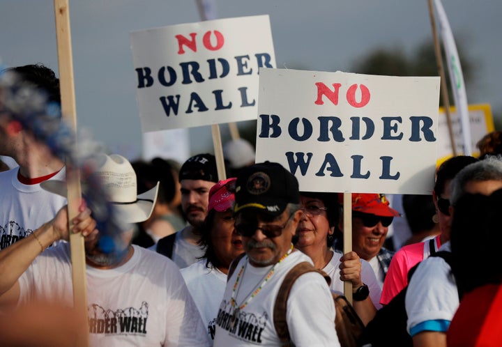 Border Wall Land Taken From Texas Family Returned After Legal Battle ...
