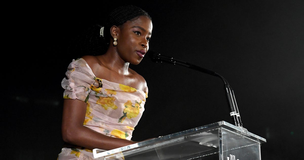 Amanda Gorman’s New Year Poem Emphasizes Resilience After A Chaotic ...