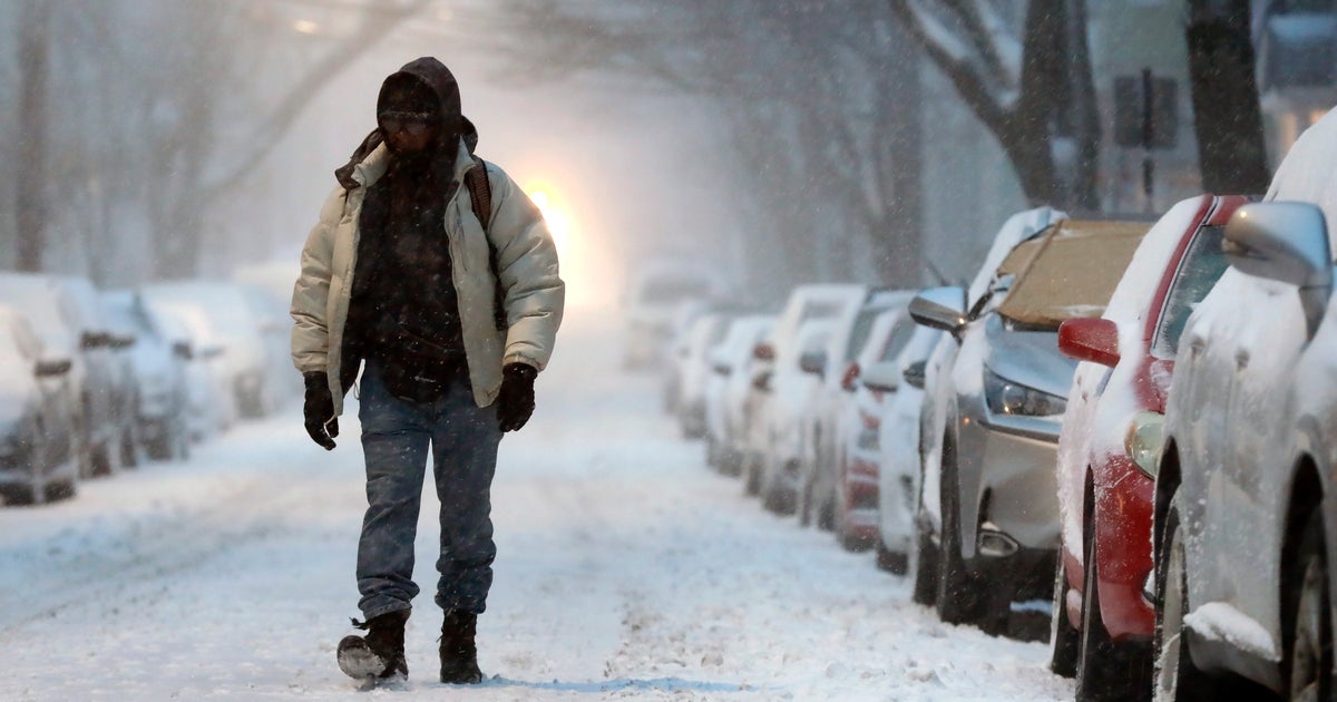 Winter Storm Lashes East Coast With Deep Snow, High Winds | HuffPost ...