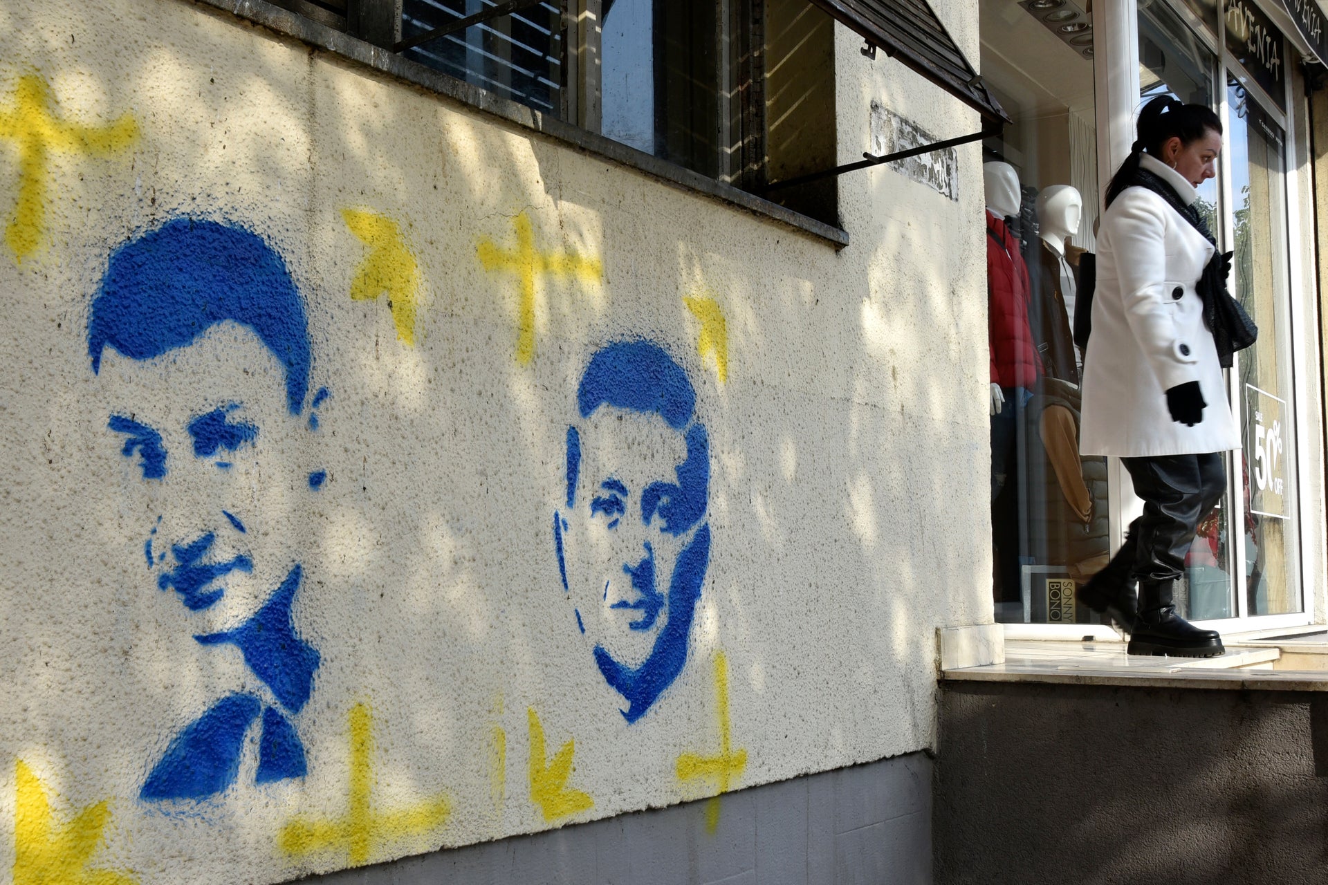 The Stunning And Heartbreaking Street Art Painted In Solidarity With ...
