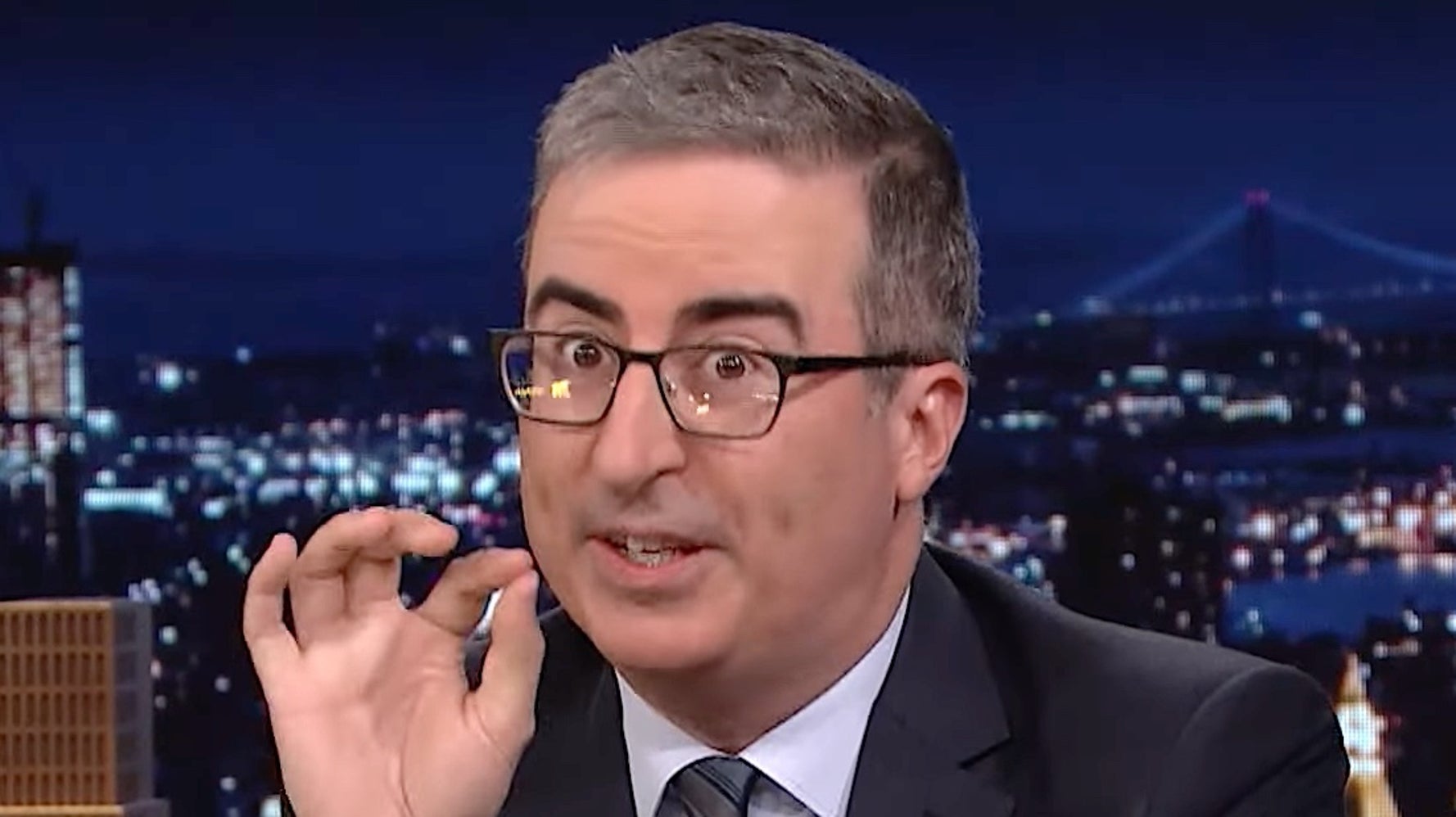 John Oliver Reveals His 3-Year-Old's Unexpectedly Dark New 'Obsession ...
