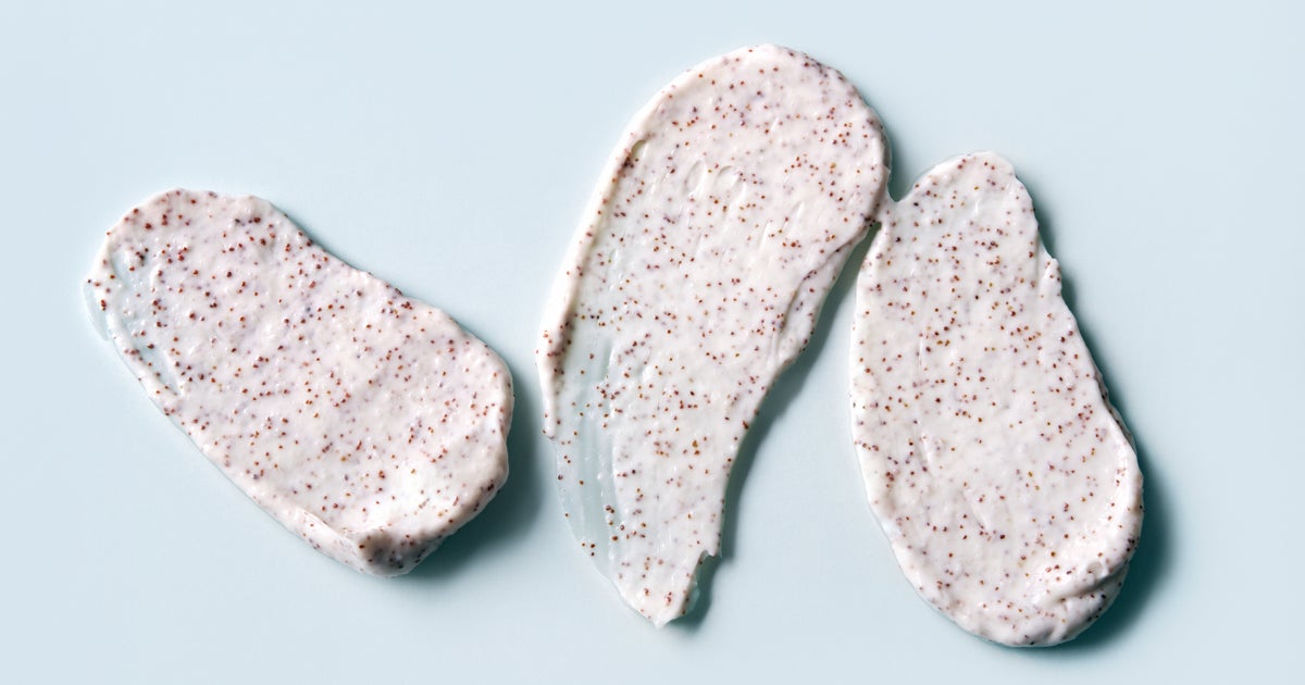 Back Acne (Aka Bacne) Gets Worse In Summer, Here's How To Tackle It ...