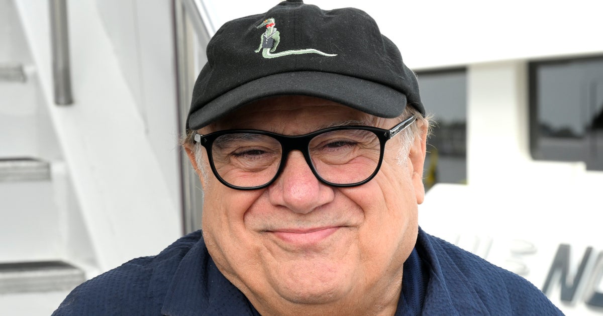 Danny DeVito Spills The Beans On Saving Michael Douglas From Poisonous ...