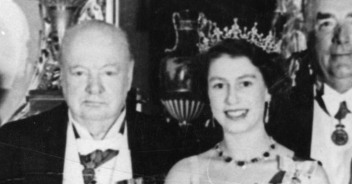 These 15 Facts Will Make You Realise How Long The Queen's Reign ...