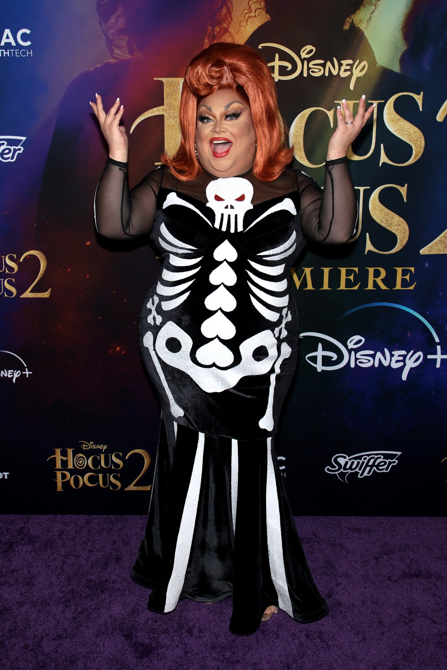 Ginger Minj Pays Tribute To 'Drag Mom' Bette Midler With Spooky Music ...