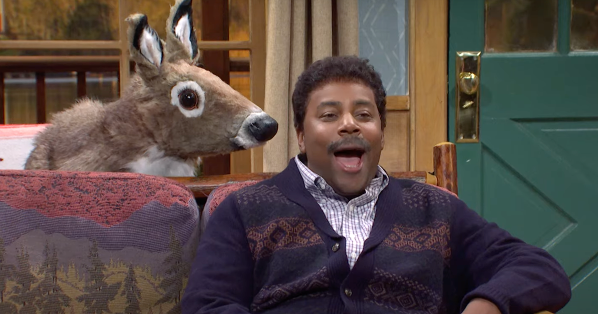 Kenan Thompson Isn't Afraid Of A Wild, Knife-Wielding Deer On 'SNL ...