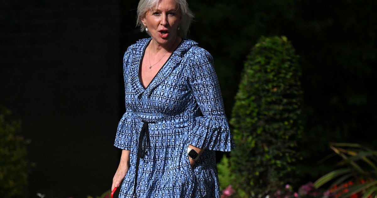 Nadine Dorries Urges Mutinous Tories To Support Liz Truss Or Bring