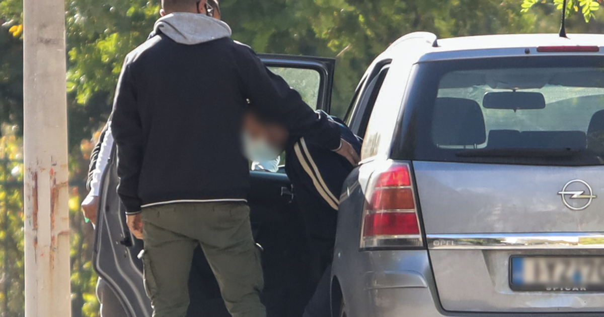 Κολωνός: Προφυλακιστέος και ο 43χρονος ηλεκτρολόγος πλοίων | HuffPost ...
