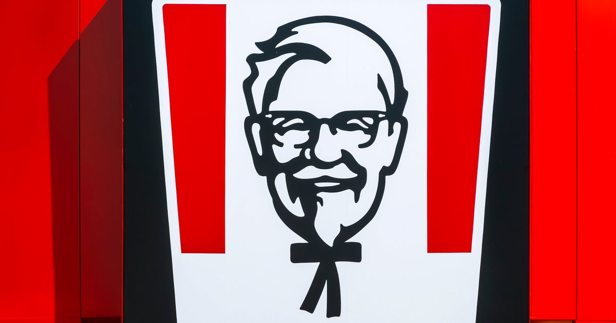 KFC Apologizes For Using Kristallnacht To Promote Cheesy Chicken In ...