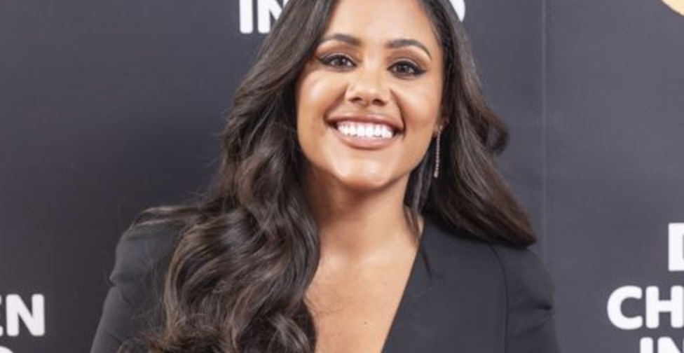 BBC Reporter And Ex-Player Alex Scott Trolls Qatar World Cup Ban On The ...