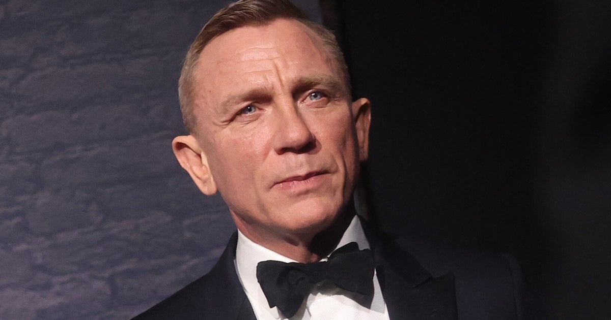 Daniel Craig: Knives Out Gay Relationship 'Reflects My Life' | HuffPost ...