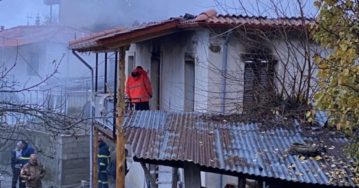 Μαυρολιθάρι Φωκίδας: Υπόπτες πυρκαγιές σε σπίτια | HuffPost Greece ΚΟΙΝΩΝΙΑ