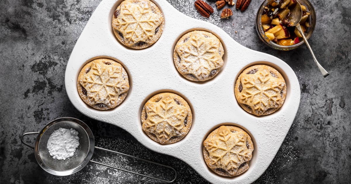 The Late Queen's Mince Pie Recipe Has Been Shared By Royal Pastry Chefs ...