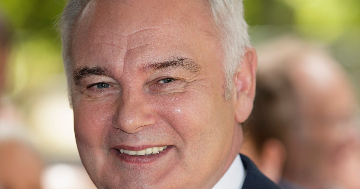 Eamonn Holmes Fall Left Him With 'Bone Sticking Out Of Shoulder ...