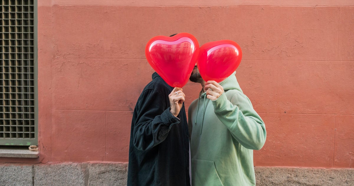 These Are The Three Signs That Your New Partner Is In Love With You ...