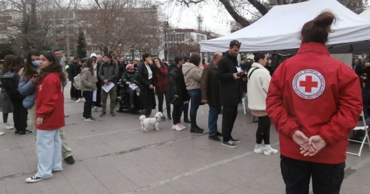 Εκκληση και τα σημεία για αιμοδοσία για τους τραυματίες του ...