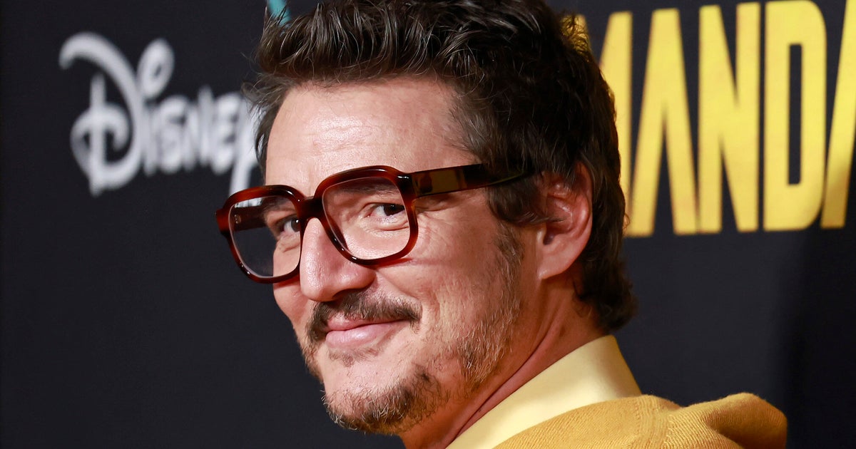 Pedro Pascal Has Perfect Response To Paparazzi Question About LGBTQ+ ...