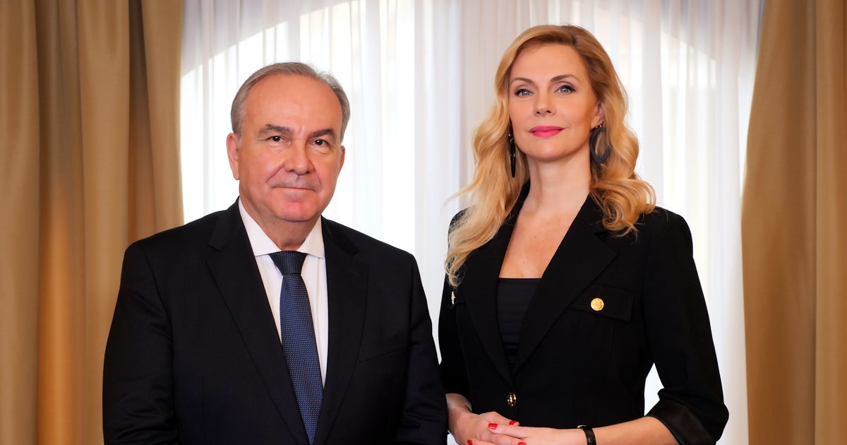 Special Edition: O Νίκος Παπαθανάσης μιλάει στη HuffPost Greece ...