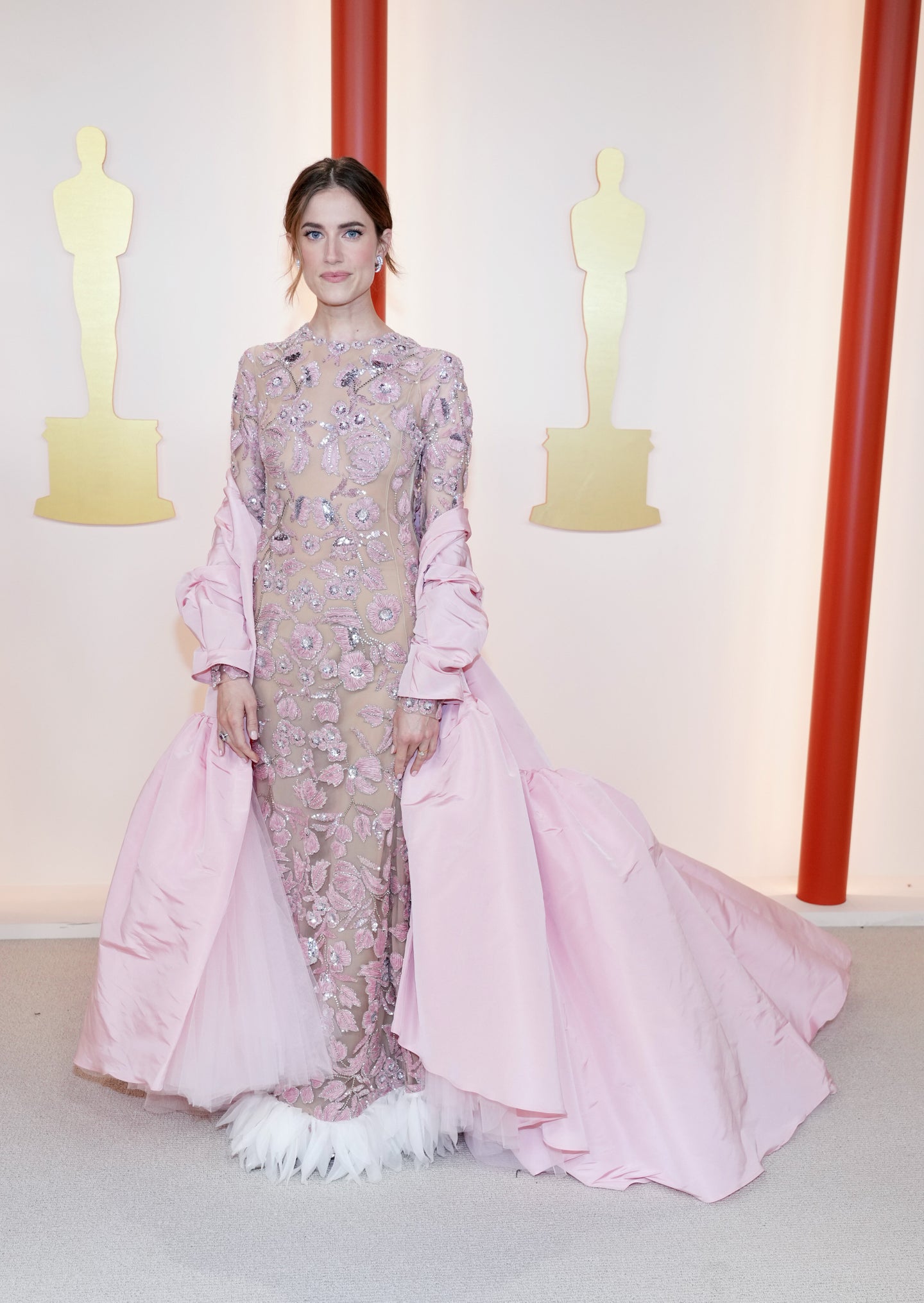 Allison Williams Wears Bold Look At Oscars 2023 | HuffPost Entertainment