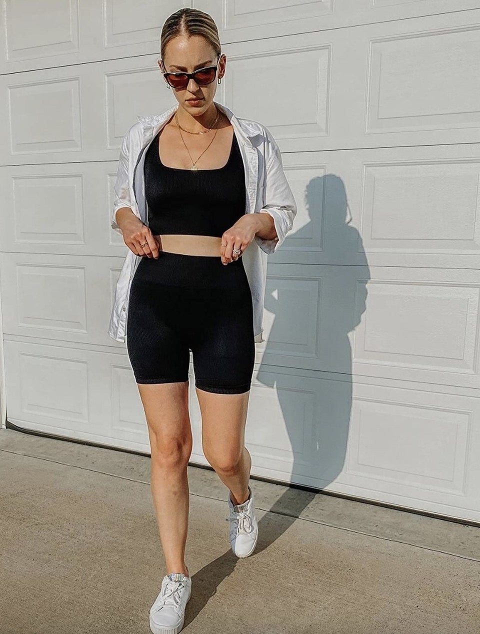 18 Things To Wear On An Airplane | HuffPost Life