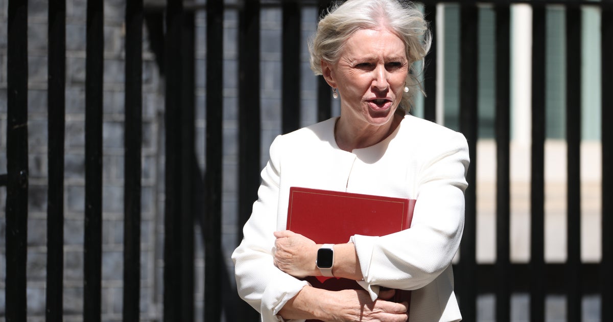 Nadine Dorries Is Becoming A Daily Mail Columnist And People Have ...