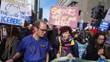 Dimpleplasty: Woman Gets £1,500 Cheek Piercing Surgery To Get Dimples ...