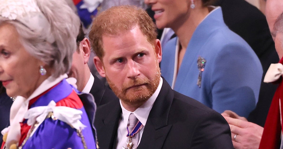 Hilarious Tweets About King Charles' Coronation | HuffPost Latest News