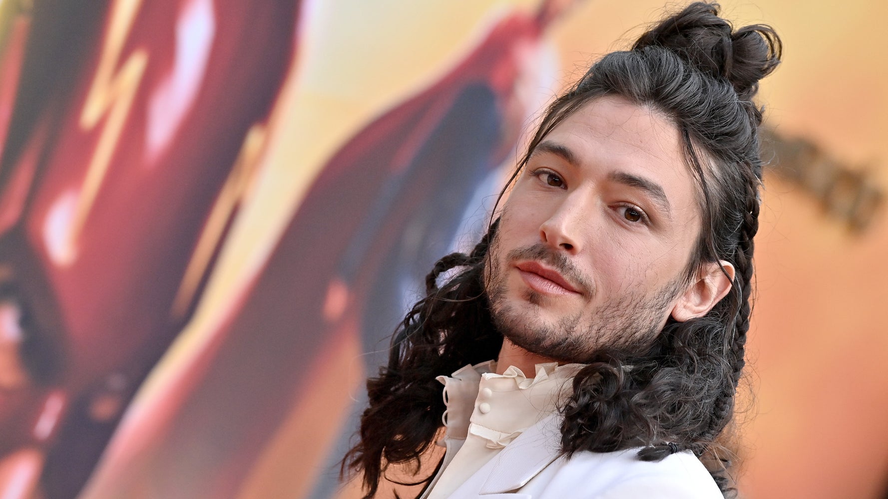 Ezra Miller Boyfriend